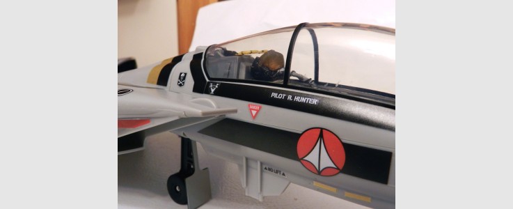For Skystriker "Robotech VF-1S Veritech Skull Leader"